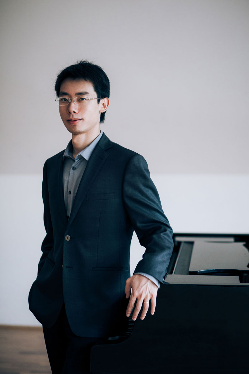Kontakt « Xi Zhai – Concert Pianist